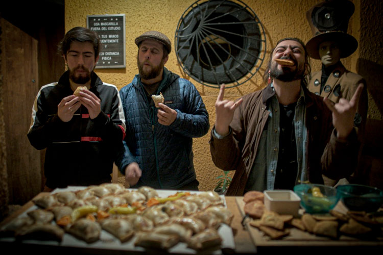 Mosto anuncia su ultimo show en vivo | Cool Music Chile